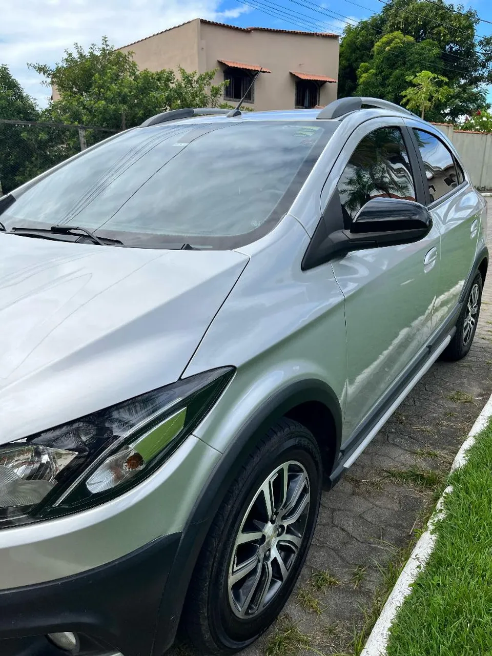 CHEVROLET ONIX 2018 Usados e Novos