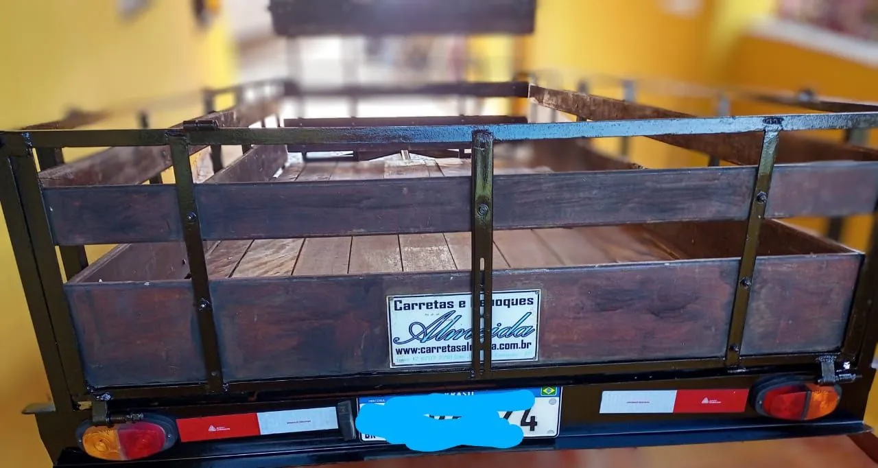 "carretinha de madeira" no Brasil