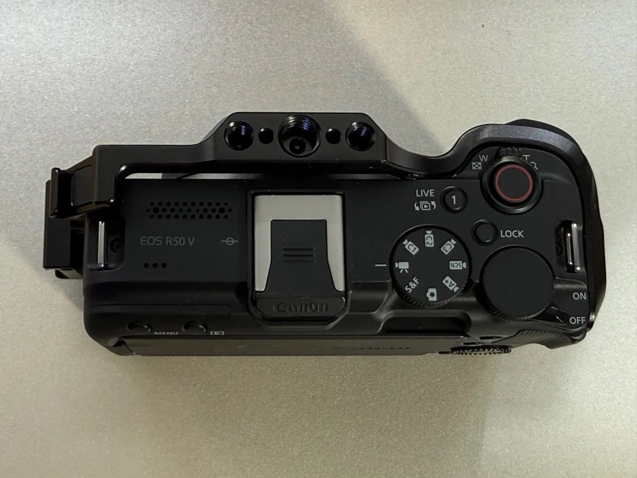 Canon R50 V com lente do kit - Câmeras e Filmadoras - Setor Sudoeste ...