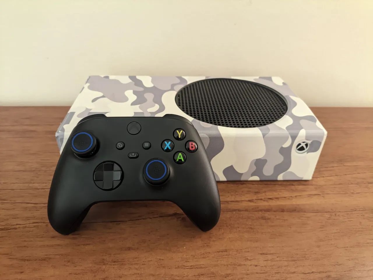 Xbox Series S 512GB Com Pilha Recarregável / Troco por S23 plus ...