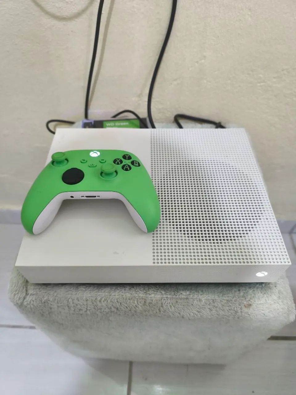 Troco Xbox One S + Monitor LG 100hz em Notebook - Consoles de Vídeo ...