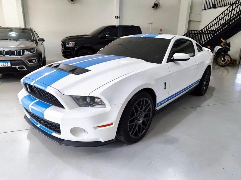 "mustang 44" no Brasil