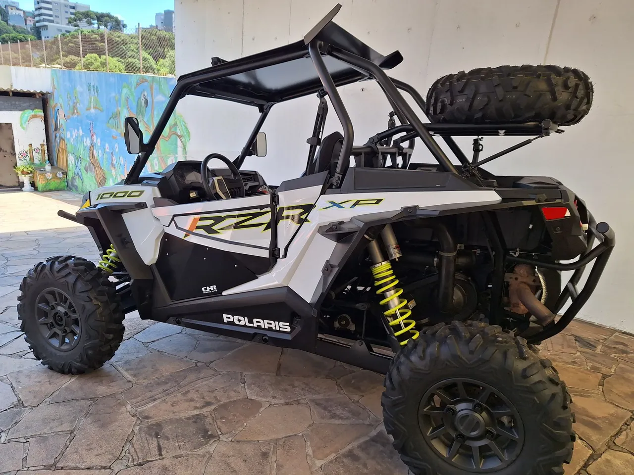 Motos POLARIS RZR no Brasil