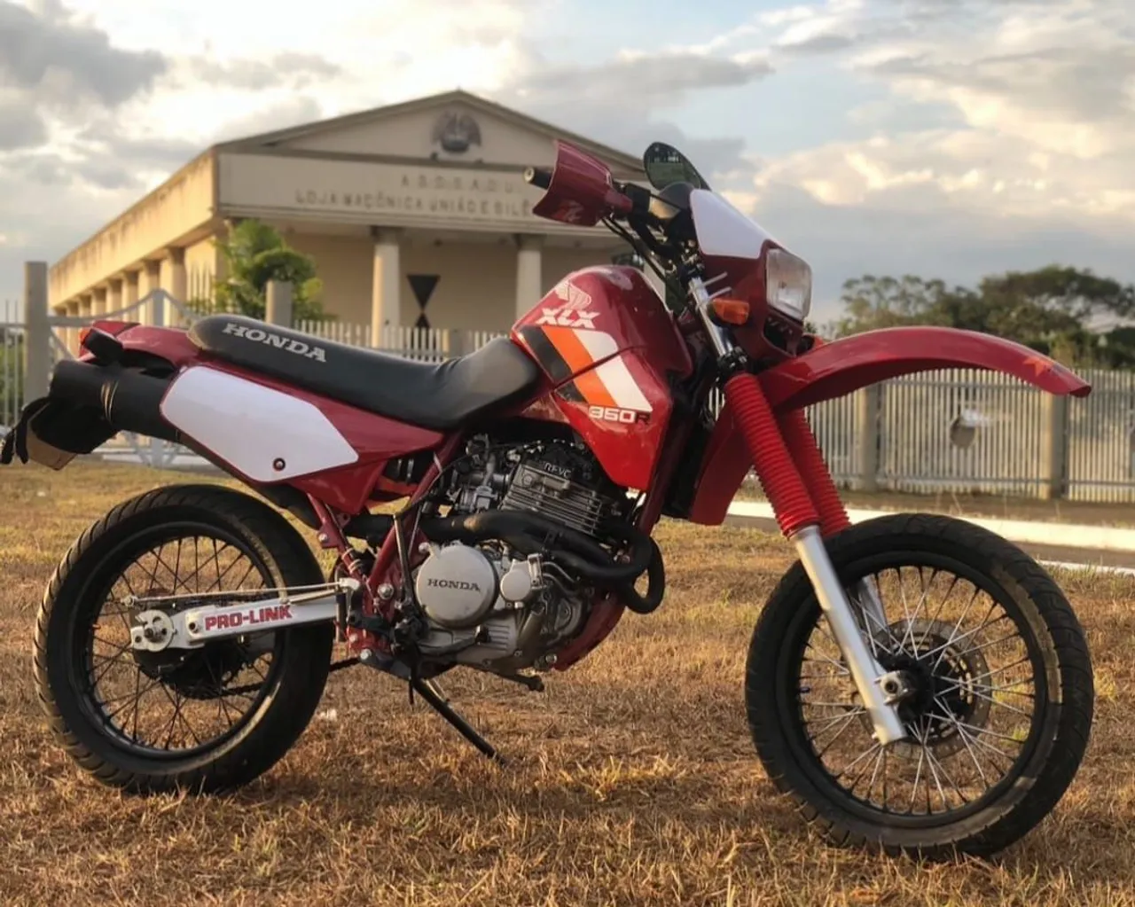 Motos HONDA XLX no Brasil
