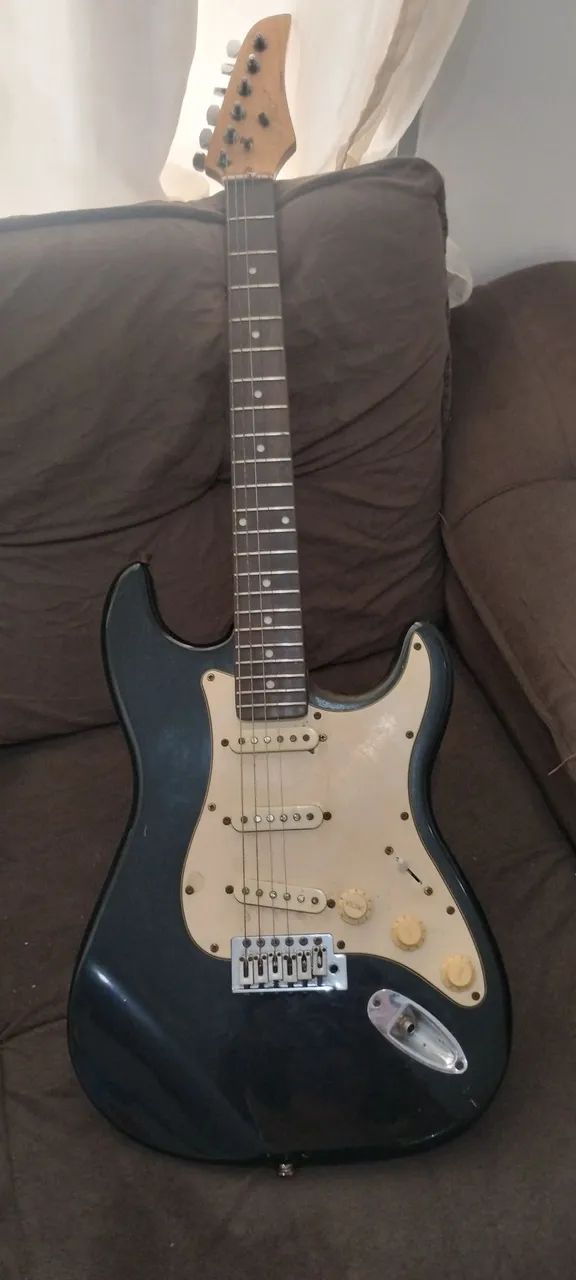 Guitarra Elétrica Stratocaster Condor RX - Instrumentos musicais ...