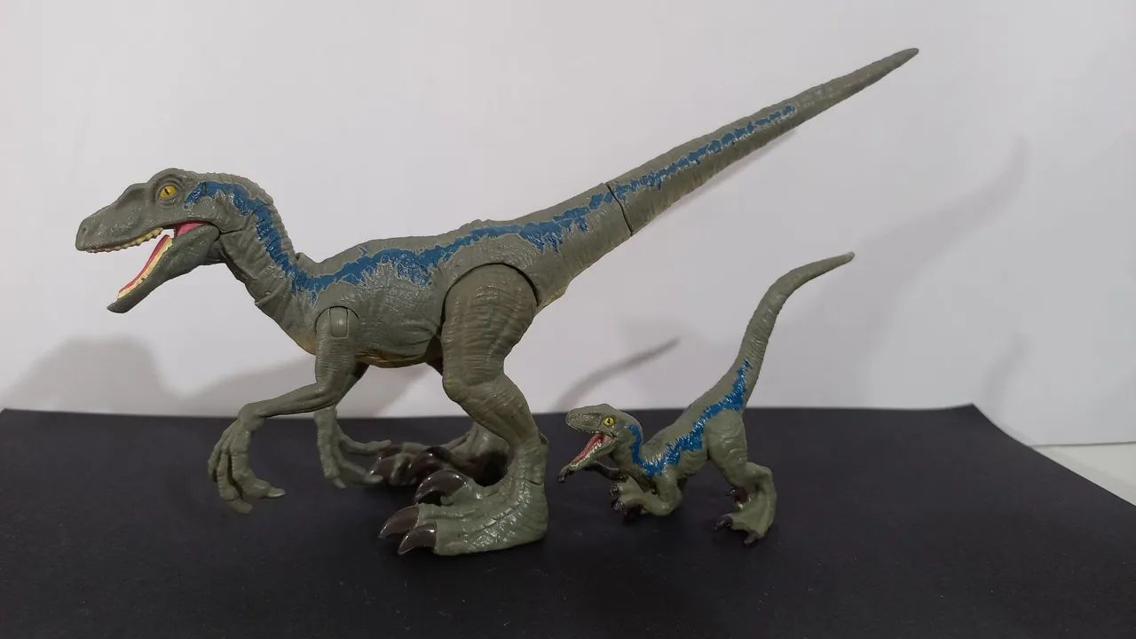 Dinossauros Blue & Beta Jurassic World Mattel - Raptor Azul e Baby ...