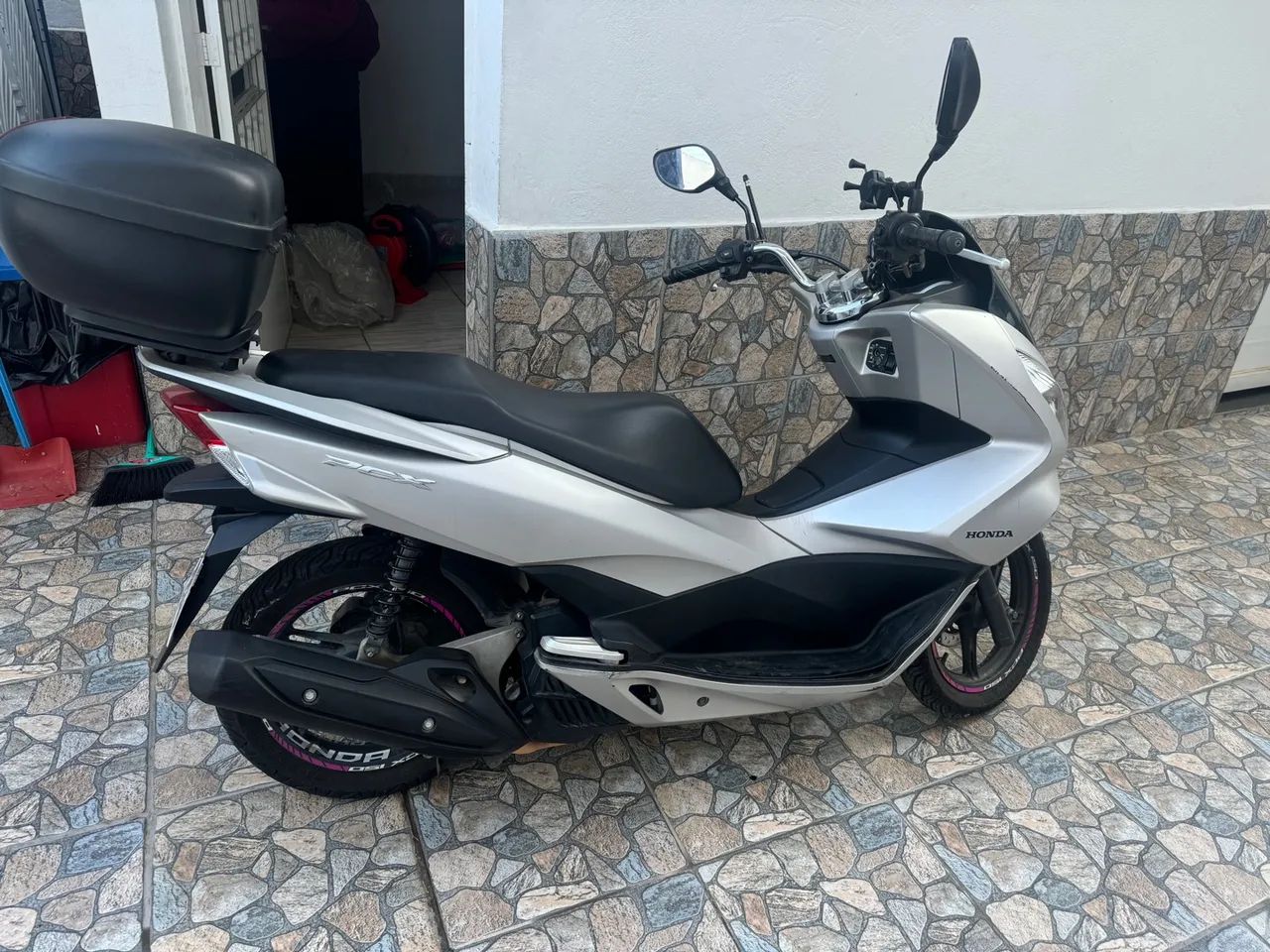 Motos HONDA PCX 2017 no Brasil