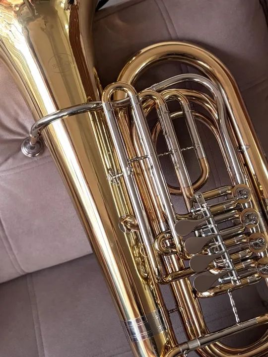 Tuba inglesa Besson de 4 rotores - Instrumentos musicais - Vila Rica ...
