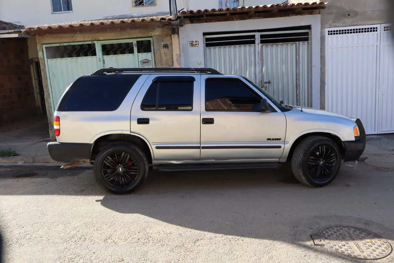 "carros com 6 lugares" - Carros Usados e Novos à venda