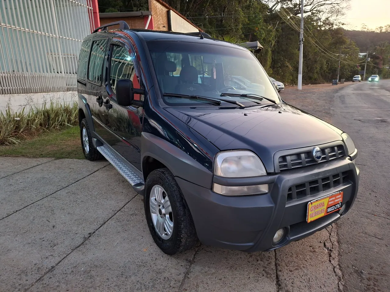 "carros com 6 lugares" - Carros Usados e Novos à venda