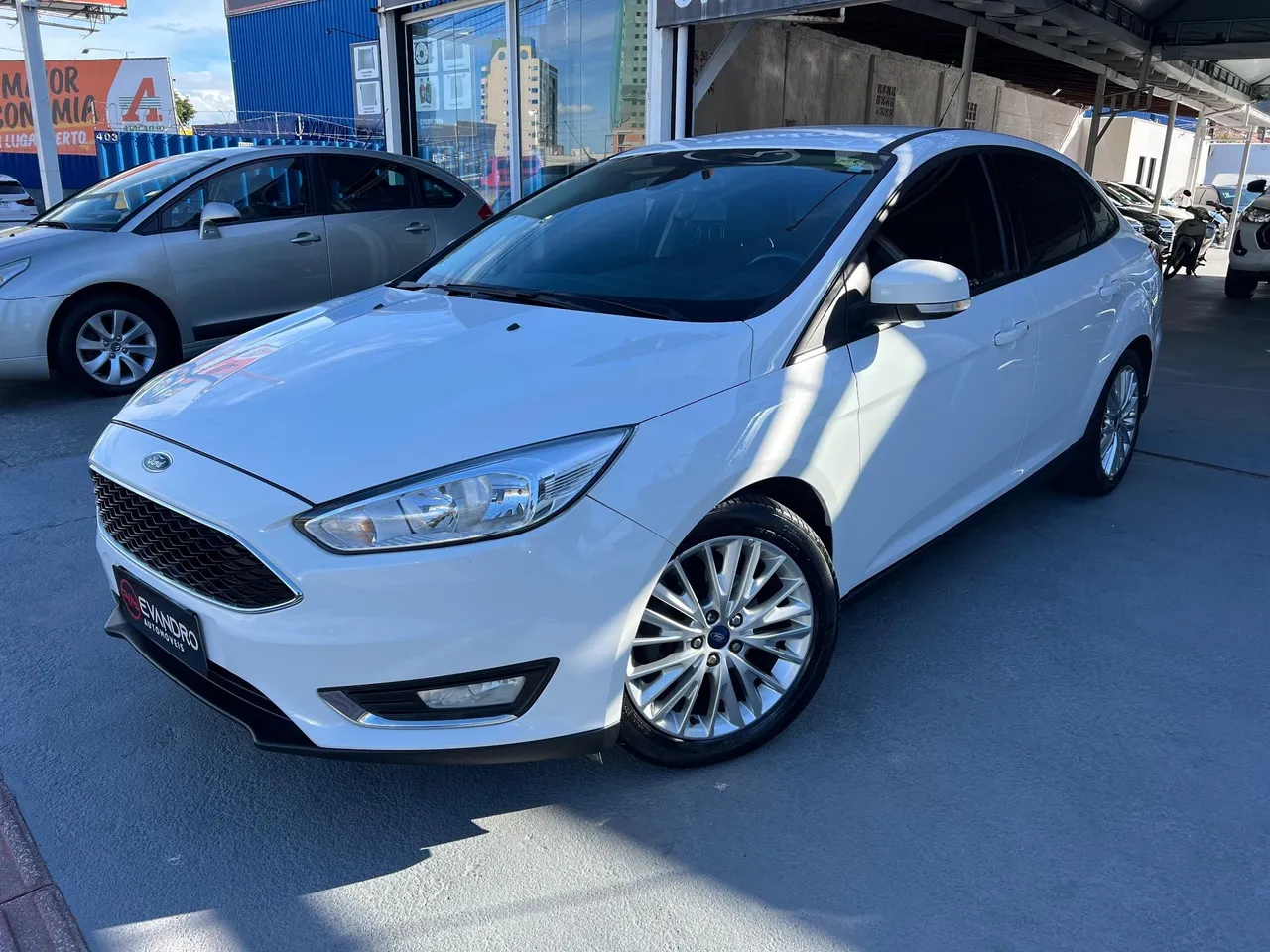 FORD FOCUS 2016 Usados e Novos