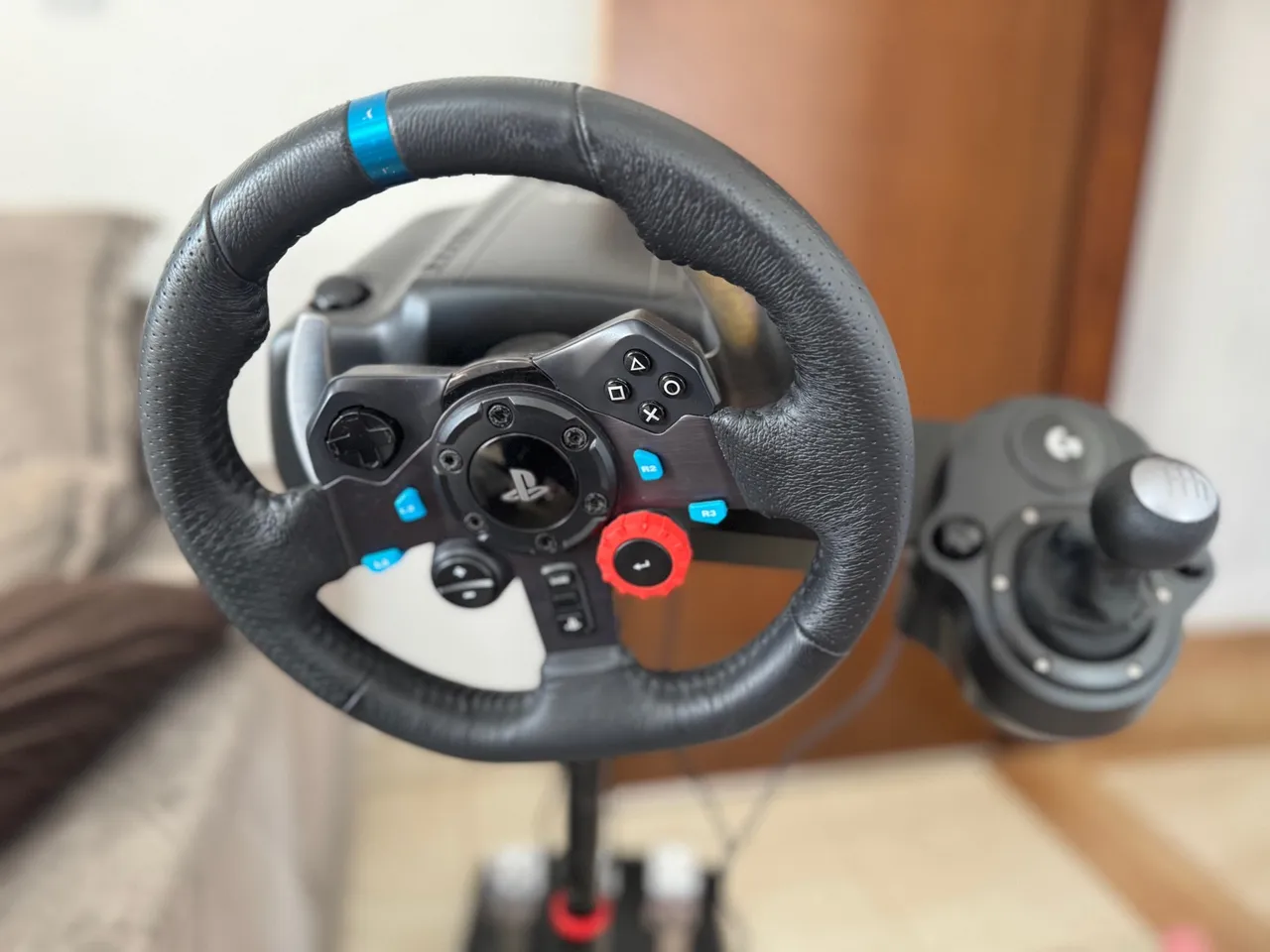 "volantes logitech" no Brasil