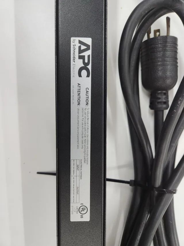 Unidade de distribuição de energia pdu apc AP9551 novo - Peças de ...