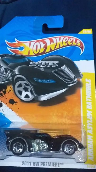 Hot Wheels Batman Asylum Batmobile 2011 HW Premiere - Hobbies e ...