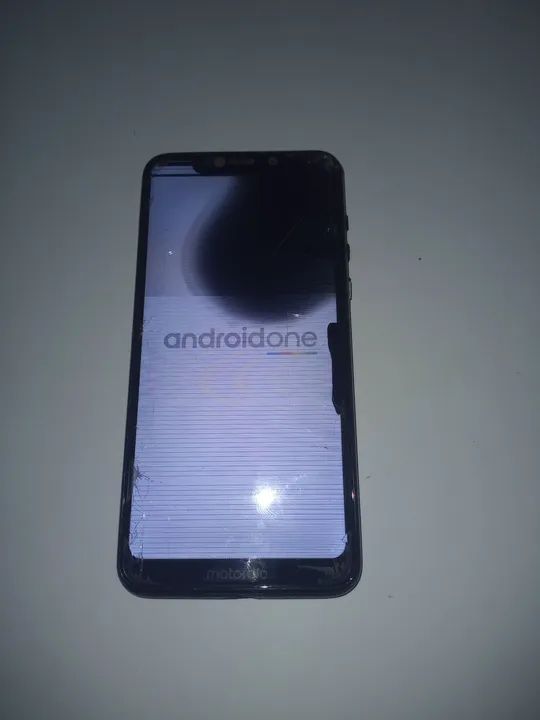 Motorola One com Tela Quebrada - Celulares e Smartphones - Santo Antônio, São José dos Pinhais ...
