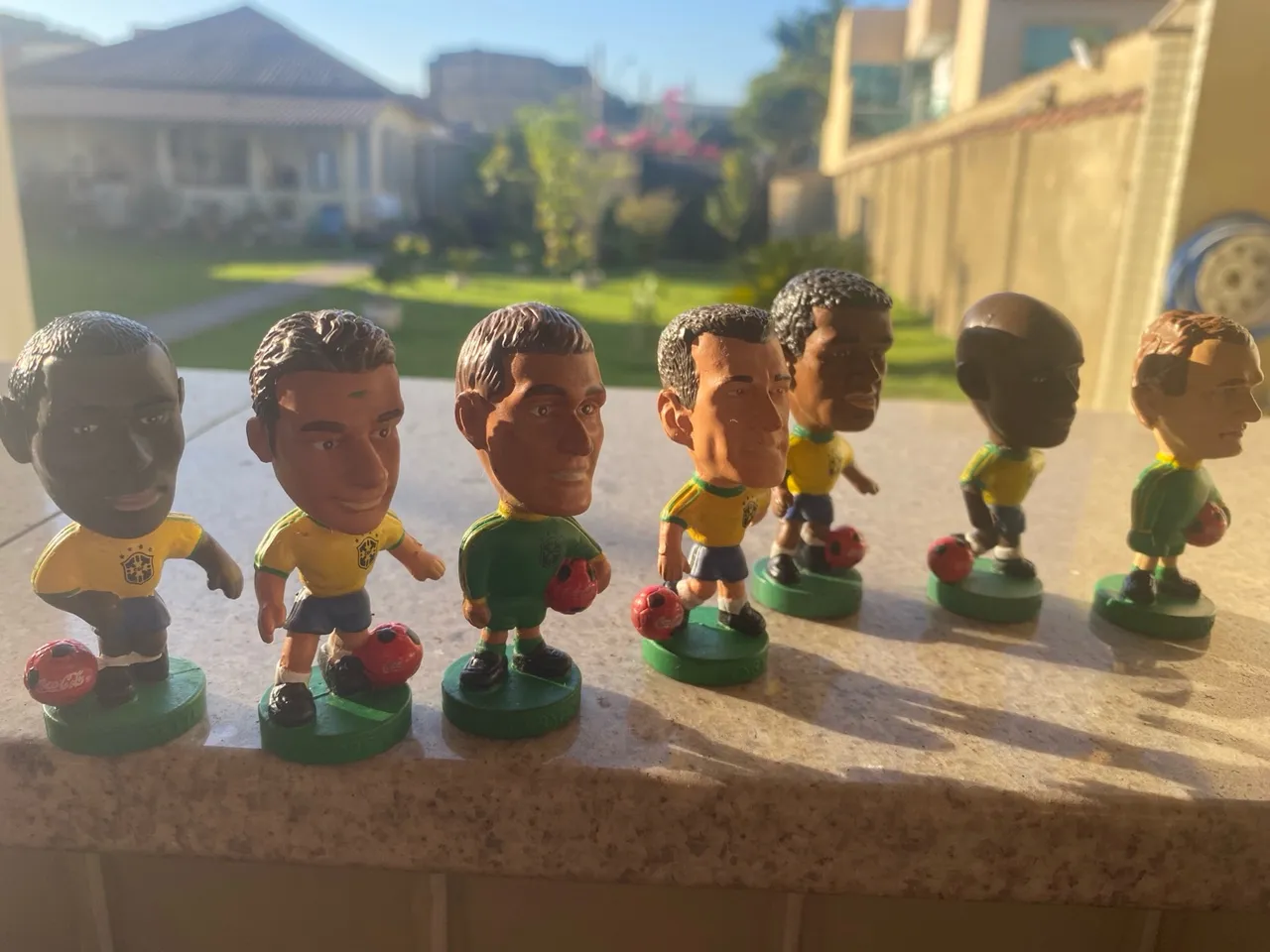 "mini craques" no Brasil