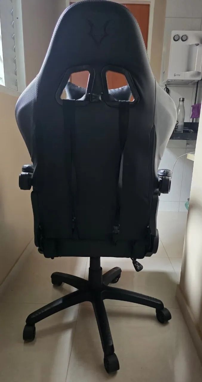 Cadeira Gamer Husky Tempest 700, Com Almofadas, Descanso Para Pernas ...