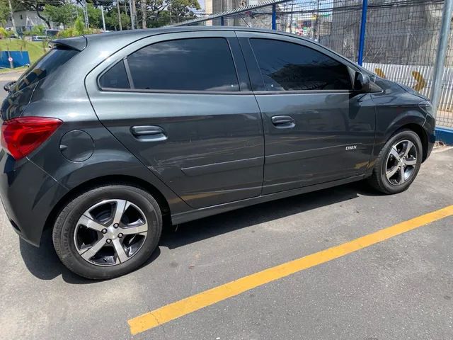 CHEVROLET ONIX 2018 Usados e Novos