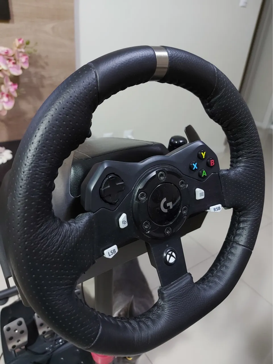 "volantes logitech" no Brasil
