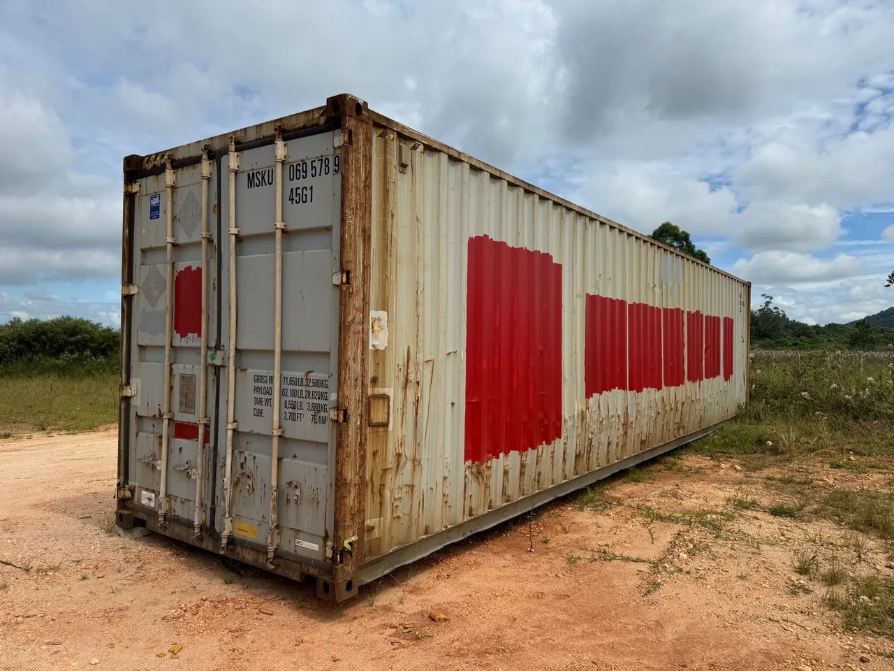 "container de 40 pes" no Brasil