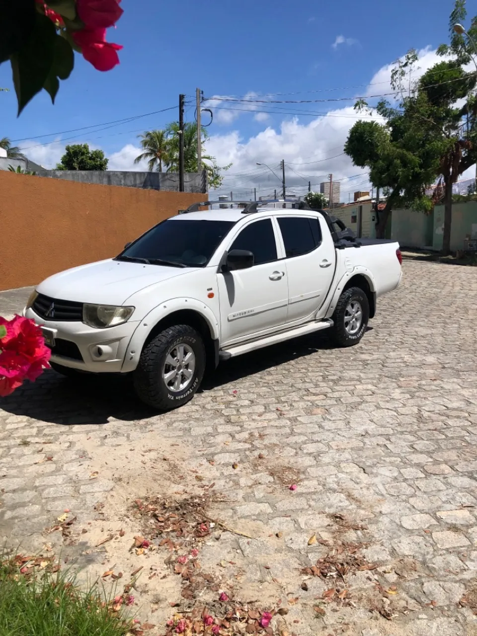"triton l200 2015" - Carros Usados e Novos à venda