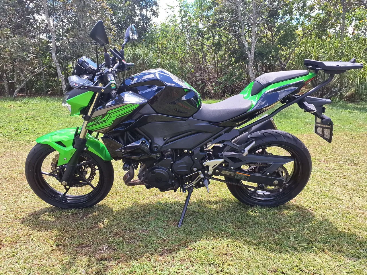 Motos KAWASAKI Z 400 no Brasil