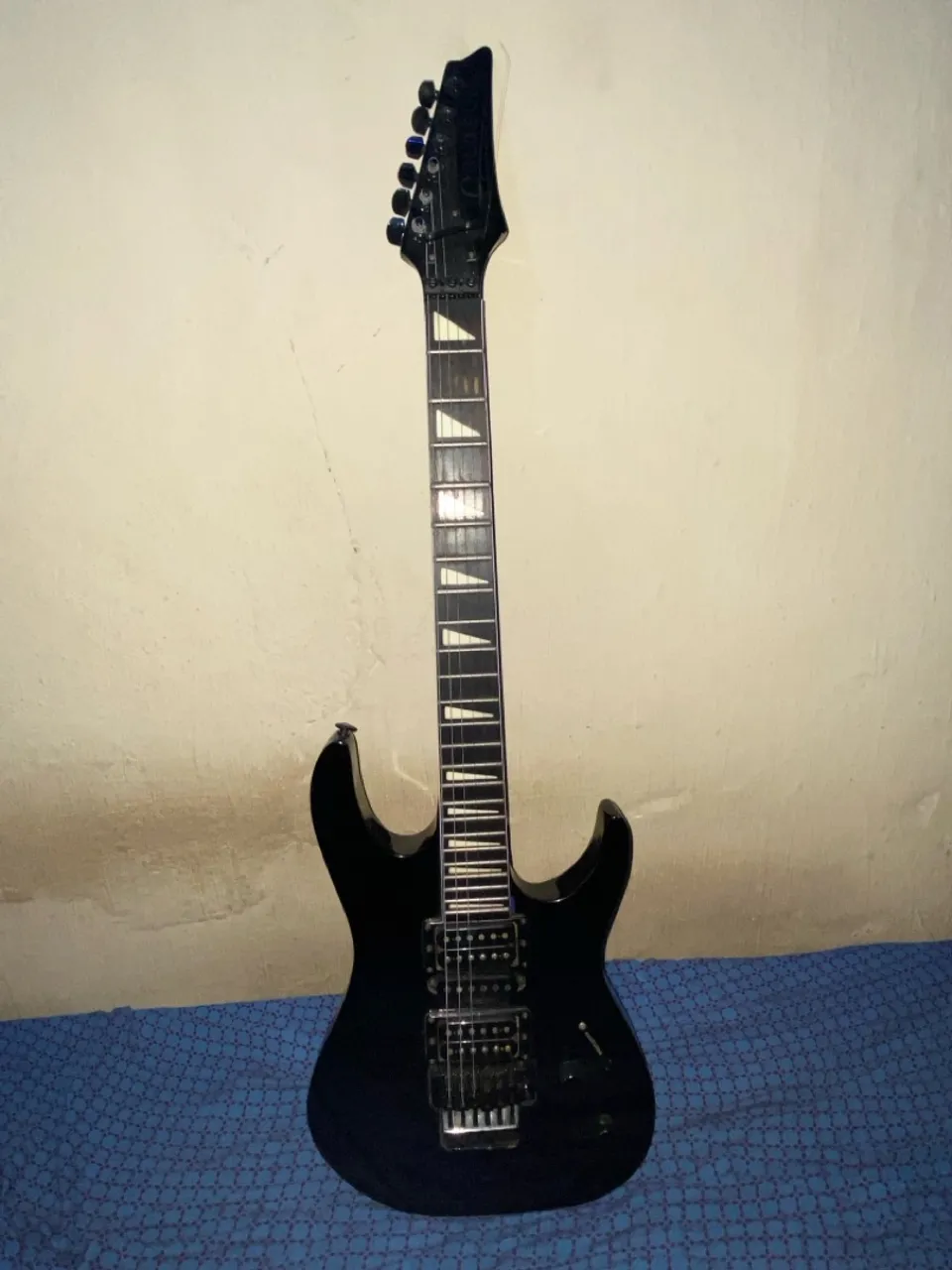 "guitarra superstrato" - Instrumentos musicais no Brasil