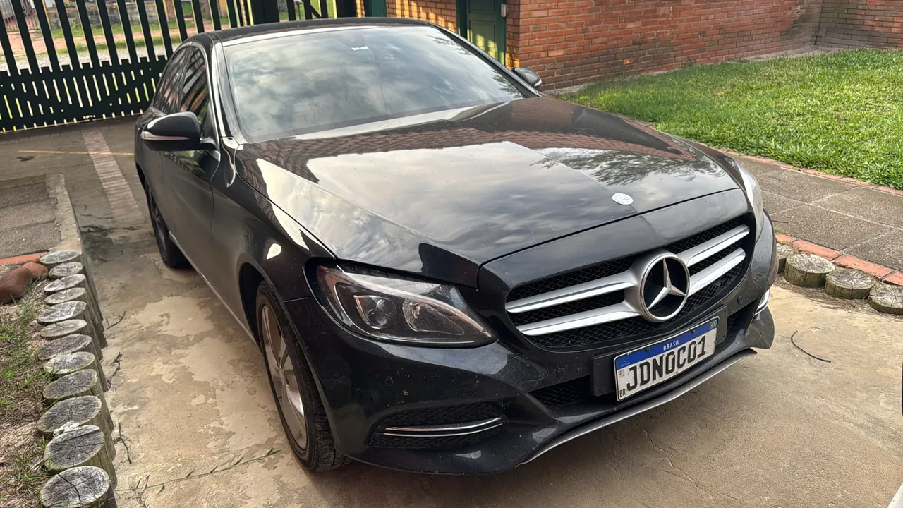 MERCEDES-BENZ C-180 2015 Usados e Novos