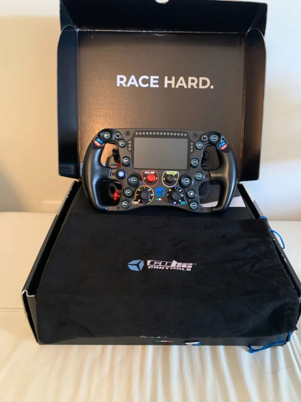 Volante de Simulação Cube Controls Fórmula CSX-2 para Colecionadores ...