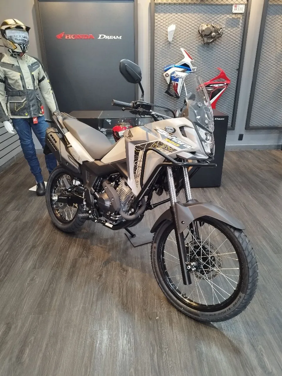 Motos HONDA SAHARA no Brasil