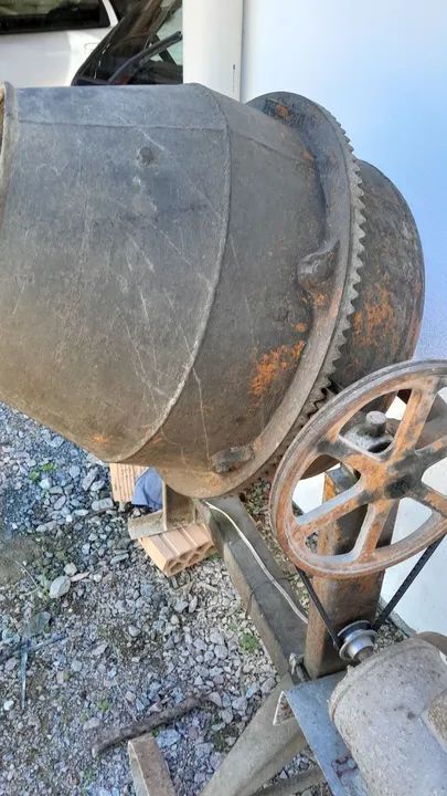 Betoneira usada em ótimo estado - Ferramentas de Construção - Santo ...