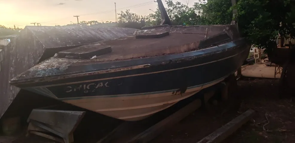 "barco de fibra" no Brasil