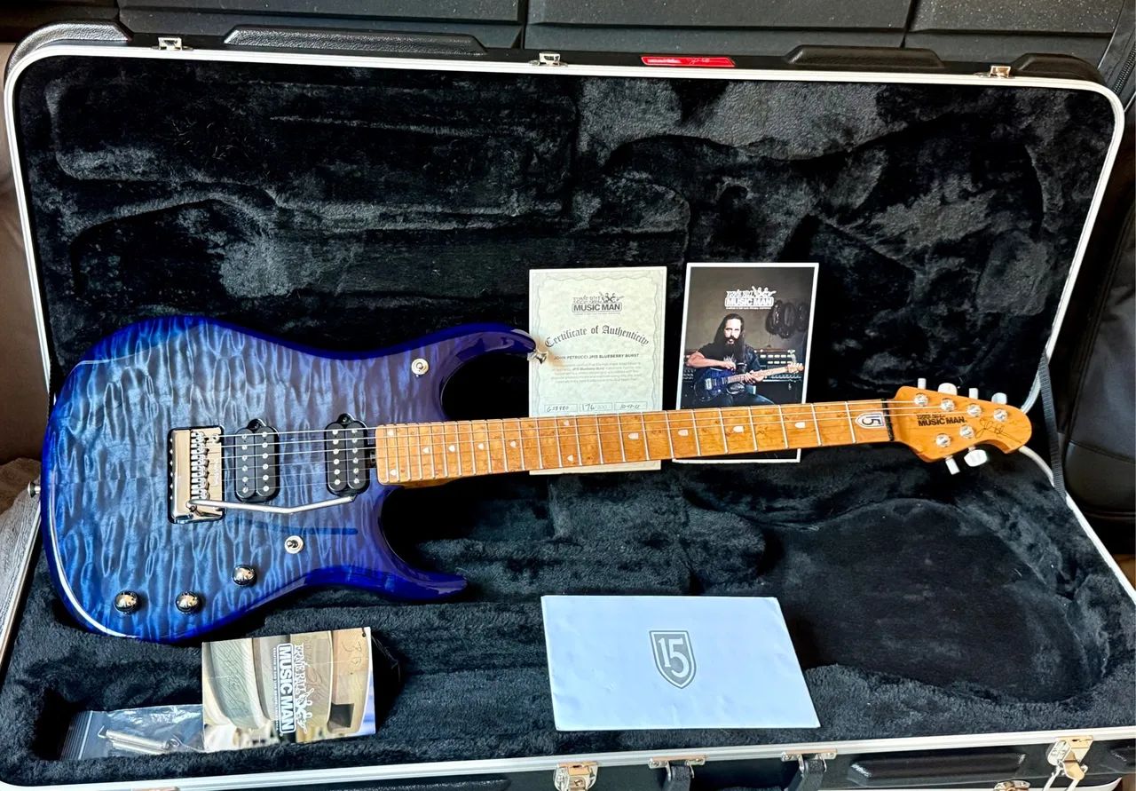 Guitarra Music Man JP15 BFR Limited Edition John Petrucci Blueberry ...