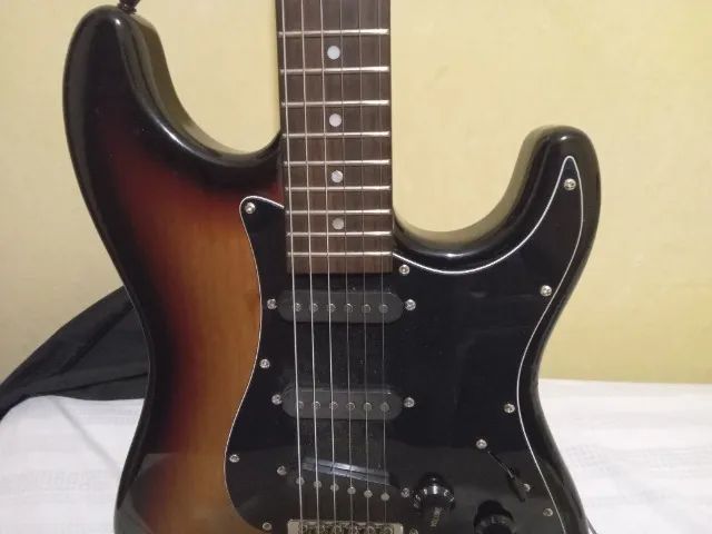 "guitarra first act" no Brasil