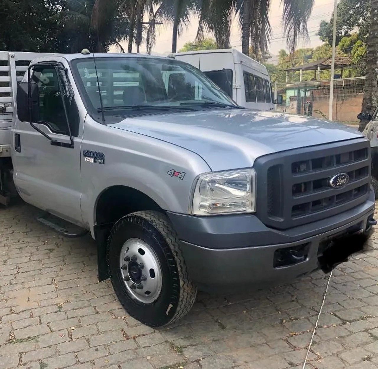 FORD F-4000 Usados e Novos