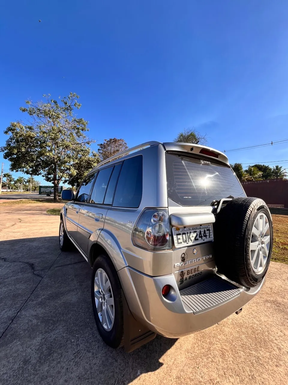 MITSUBISHI PAJERO TR4 2.0/ 2.0 FLEX 16V 4X4 AUT. Usados e Novos