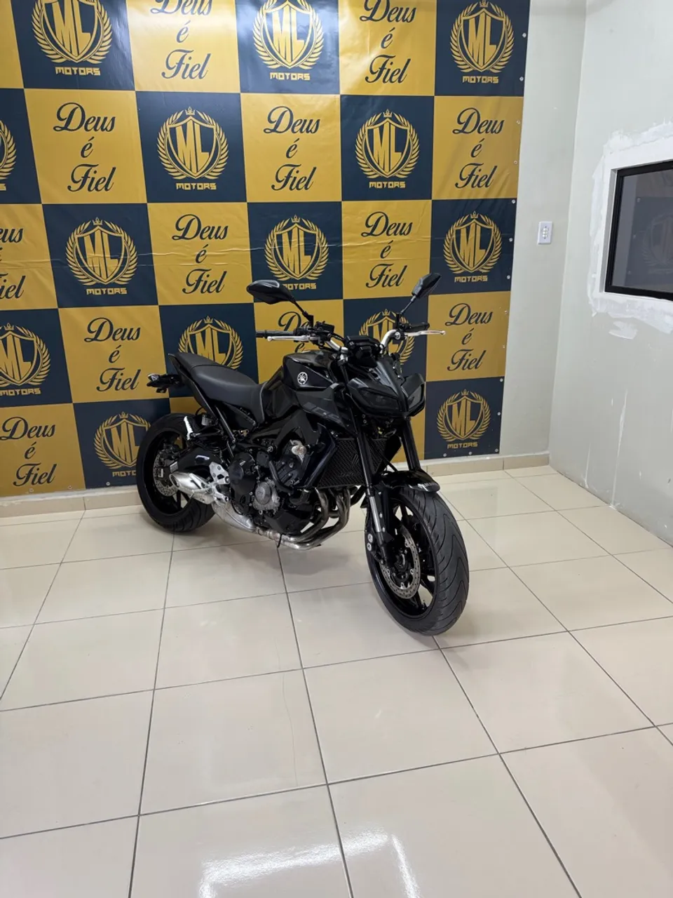 Motos YAMAHA MT-09 2015 no Brasil