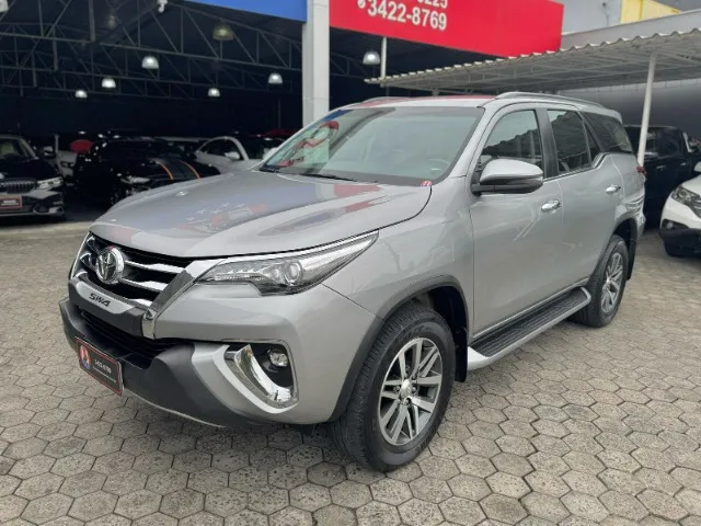 TOYOTA HILUX SW4 SRX 4X4 2.8 TDI 16V DIES. AUT. Usados e Novos