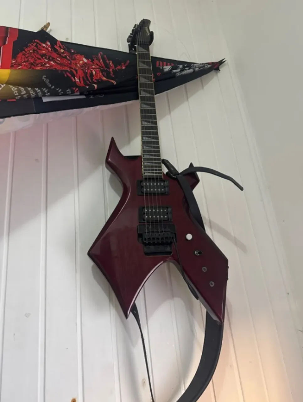 "warlock guitarra" - Instrumentos musicais no Brasil