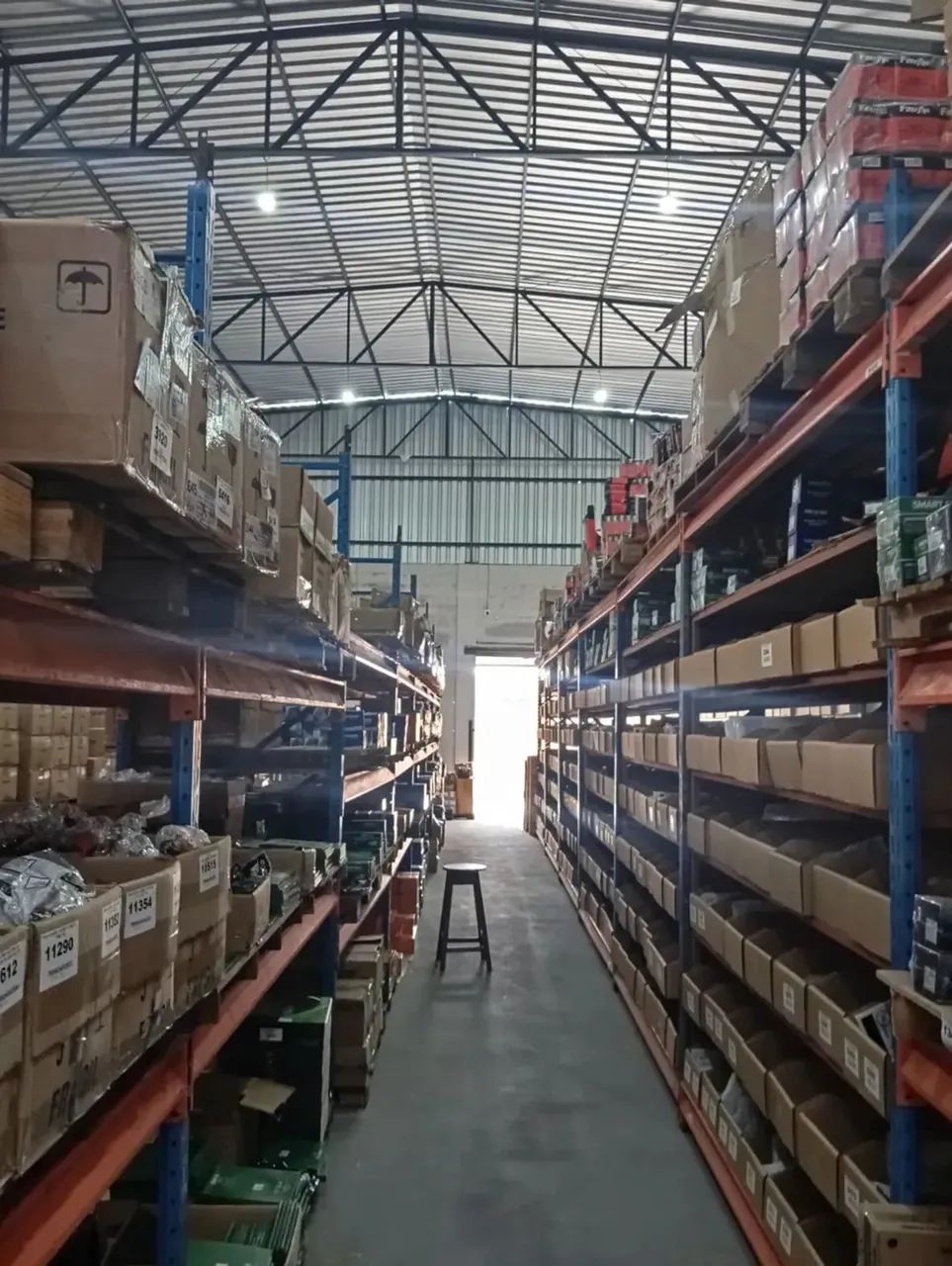 VENDO GALPÃO LOGÍSTICO P/ MED.700 M2 P AV NATHAN CHAVIER! - Comércio e ...