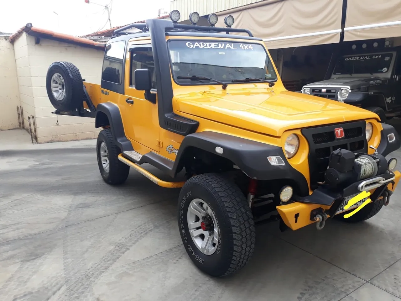 TROLLER T-4 2010 Usados e Novos