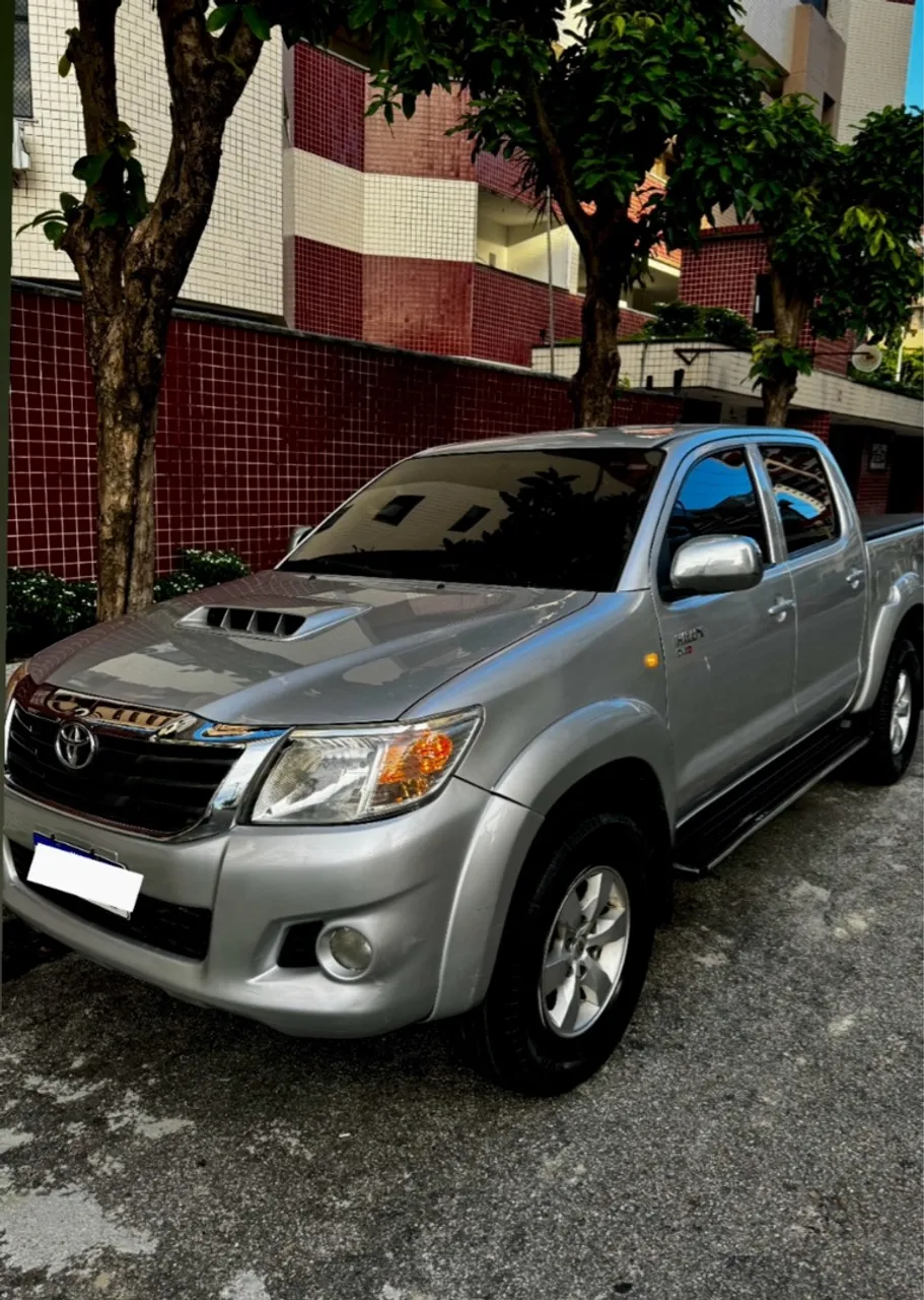 TOYOTA HILUX 2012 Usados e Novos