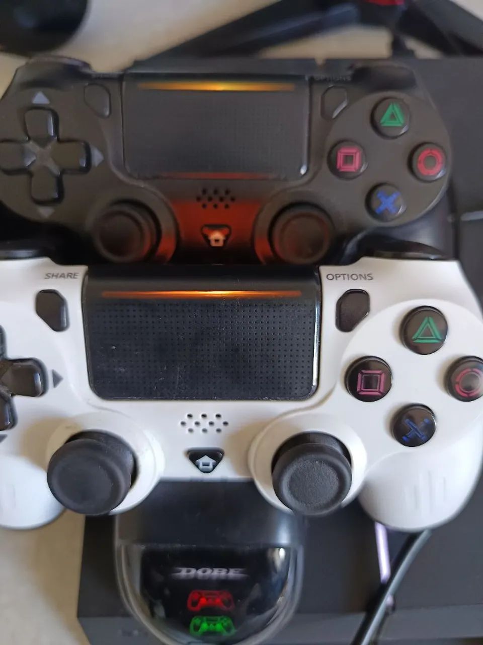 PS4 Fat 1TB + 4 controles + carregador - Consoles de Vídeo Game - Boa ...