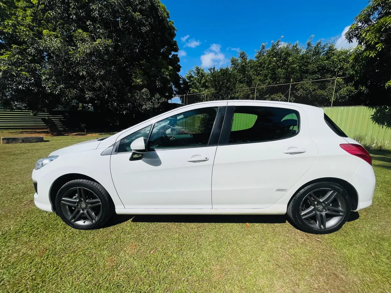 "peugeot 308" no Brasil