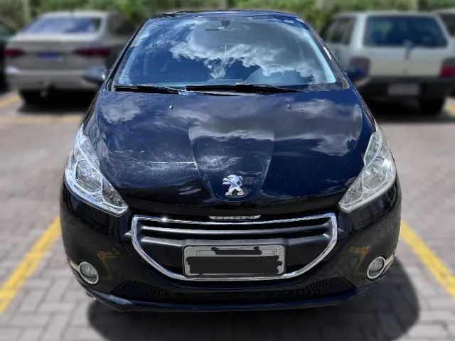 PEUGEOT 208 2013 Usados e Novos