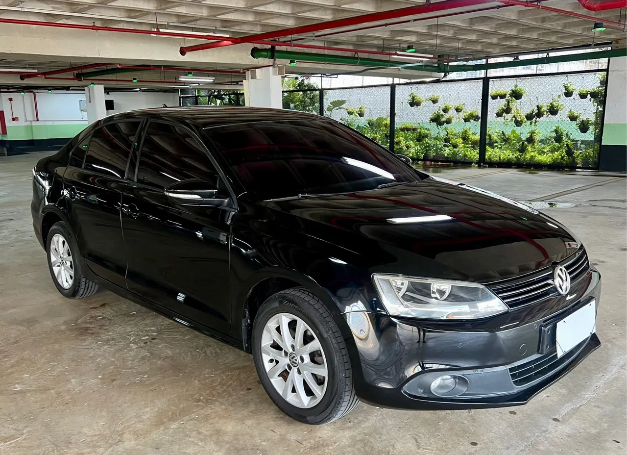 VOLKSWAGEN JETTA 2013 Usados e Novos