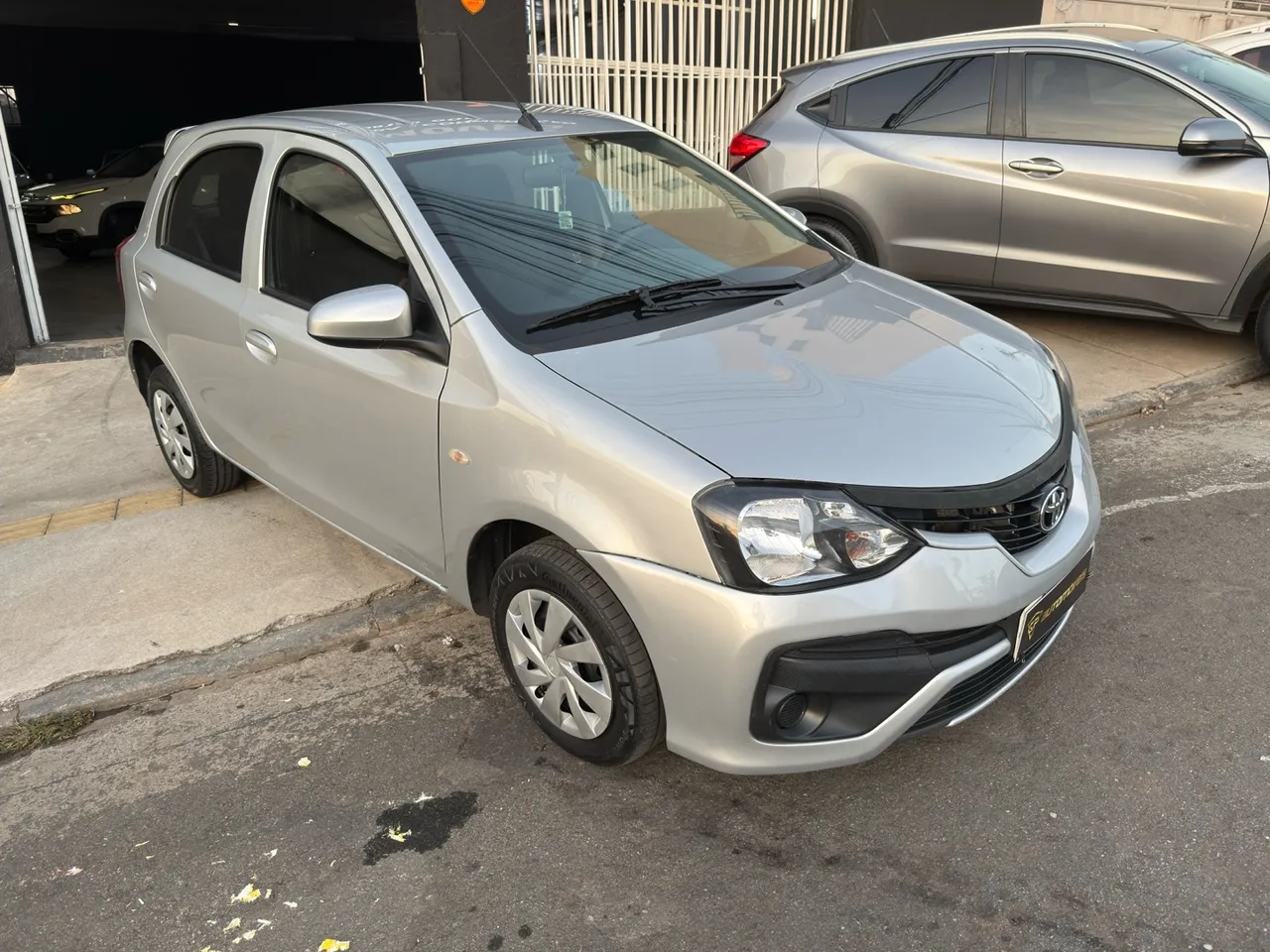 TOYOTA ETIOS Usados e Novos
