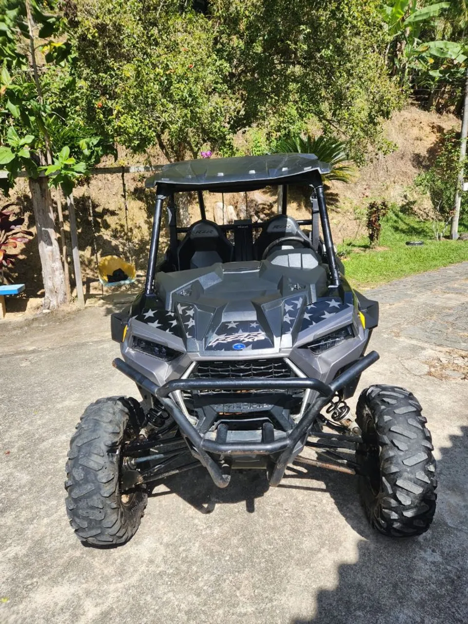 Motos POLARIS RZR no Brasil