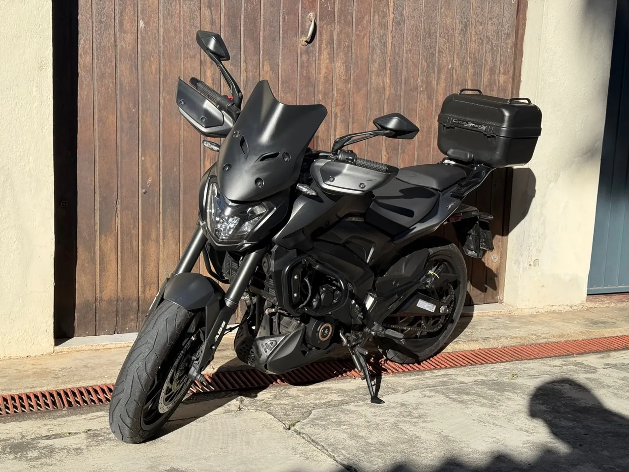 Motos BAJAJ DOMINAR no Brasil