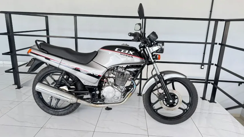 Motos HONDA CBX no Brasil